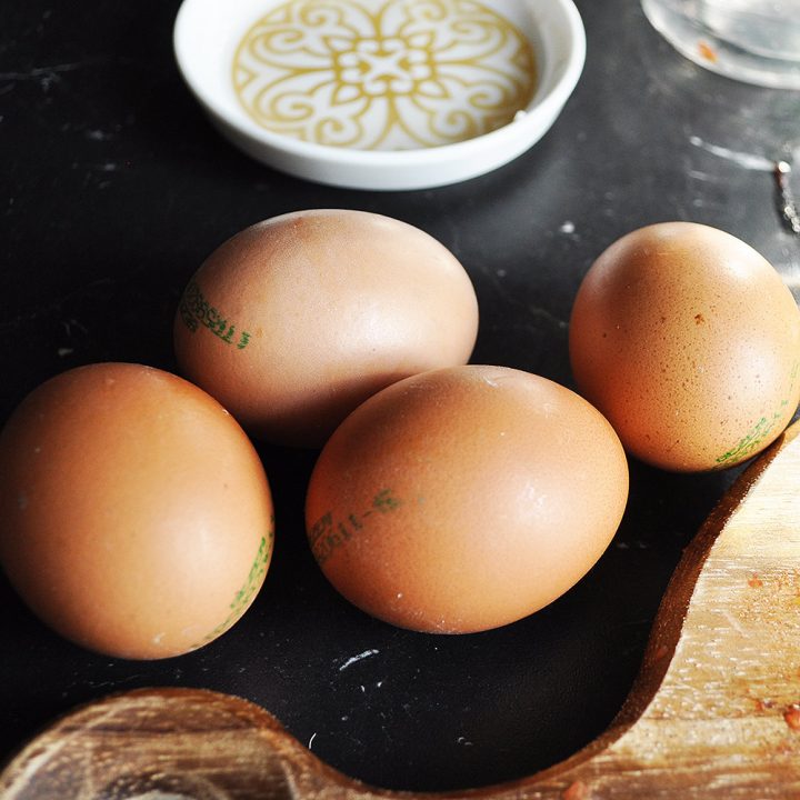 How to Make Menemen: An Egg Recipe like a Turkish Omelet (In English)